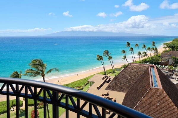 Beachfront Oasis, Pool, Spa, Near Lahaina Historic District, Banyan Tree Park - Maui, HI