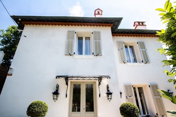 Magnificent Manor House, Breathtaking Sea & Mountain Views. 12 Min From Monaco. - Saint-Jean-Cap-Ferrat