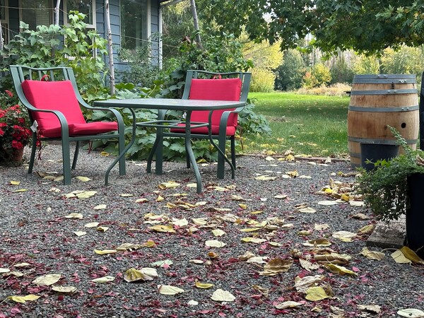 Peaceful One Bedroom Attached Suite On Secluded 10 Acres On The River - 워싱턴
