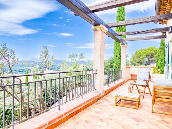 Le Belvédère D'estelle By Interhome - Pierrefeu-du-Var