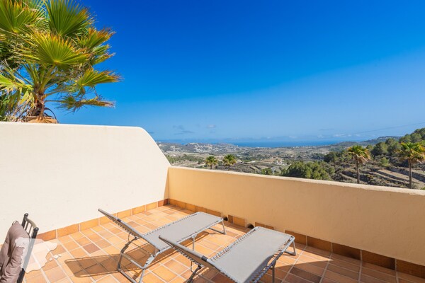 Costablancadreams - Casa Horizonte In Moraira - Moraira