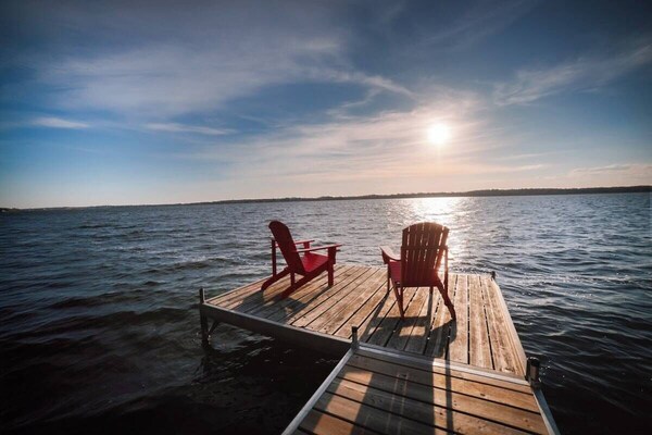 Scugog Lakeside Retreat  W Outdoor Dome & Hot Tub - Kawartha Lakes