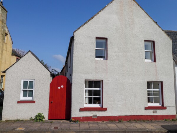 Seashell Cottage, Family Friendly, With Open Fire In Cromarty - Nairn