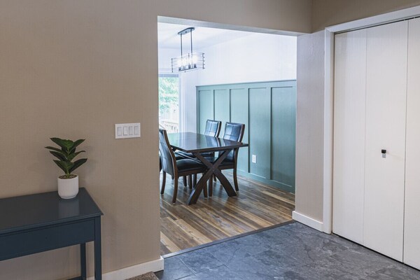 Quiet Neighborhood | Pet Friendly | 2 Bed 1 Bath - Sioux Falls, SD