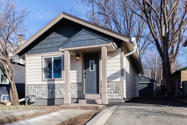 Sanford Summit |2 Bed 1 Bath| Across From Sanford - Good Earth State Park, Sioux Falls