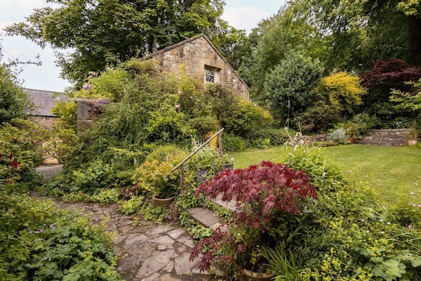 Host & Stay | Upper Lodge - Craster