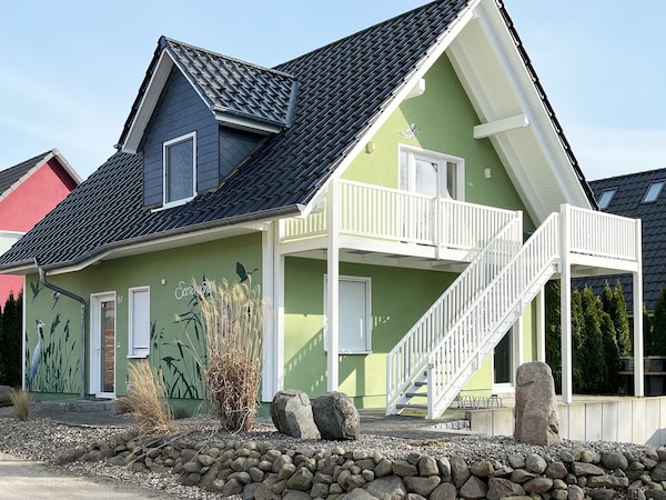 Ferienwohnung/app. Für 4 Gäste Mit 65m² In Röbel/müritz - Waren