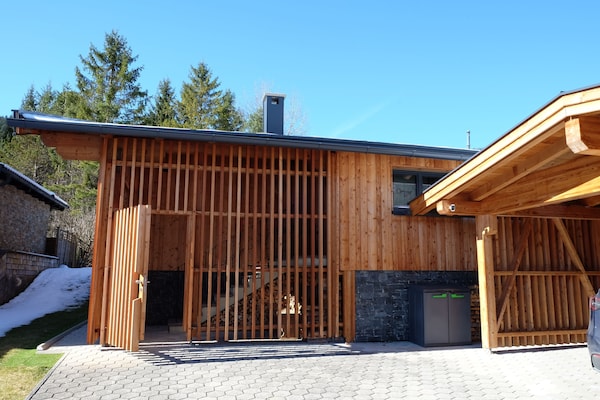 Chalet Pino: Modernes 3-zimmer Haus, 2 Minuten Zu Fuss Von Christlum - Achenkirch