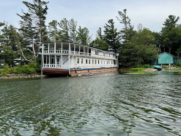 Cozy 3-bedroom Mobile Home In Tranquil Clayton, Free Boat Tour 5 Days+ - Clayton, NY