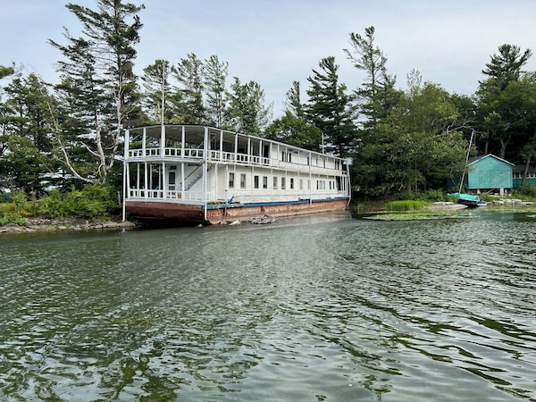 Cozy 3-bedroom Mobile Home In Tranquil Clayton, Free Boat Tour 5 Days+ - Clayton, NY