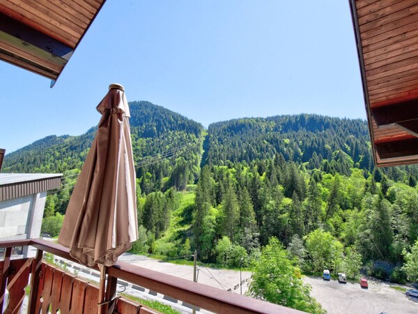 Stylish Studio With Mezzanine, Balcony & Parking At Nyon Lift - Avoriaz