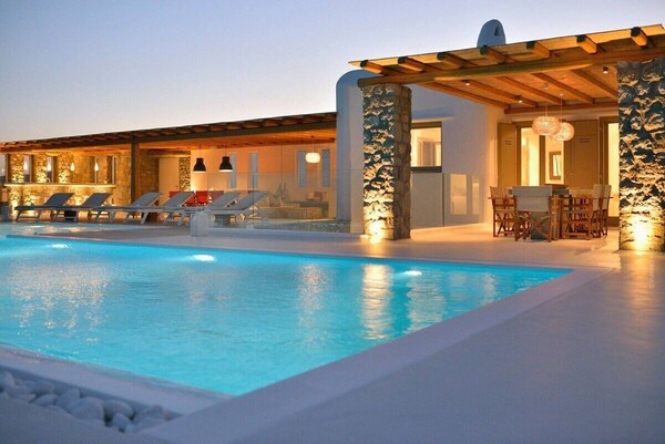 Luxury Mykonos Villa - Private Pool Stunning Views - Mykonos