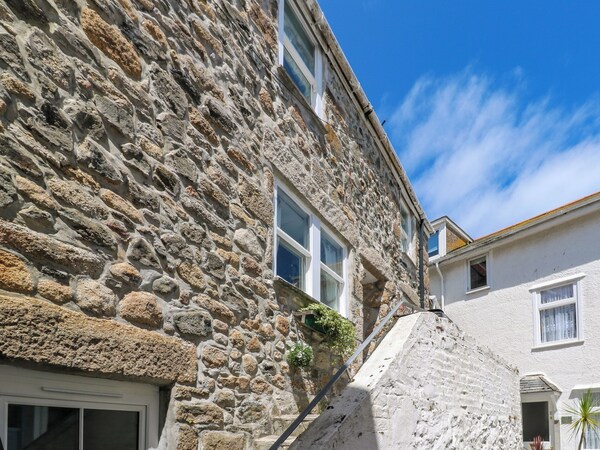 Cormorant Cottage, Pet Friendly, Country Holiday Cottage In St Ives - St Ives