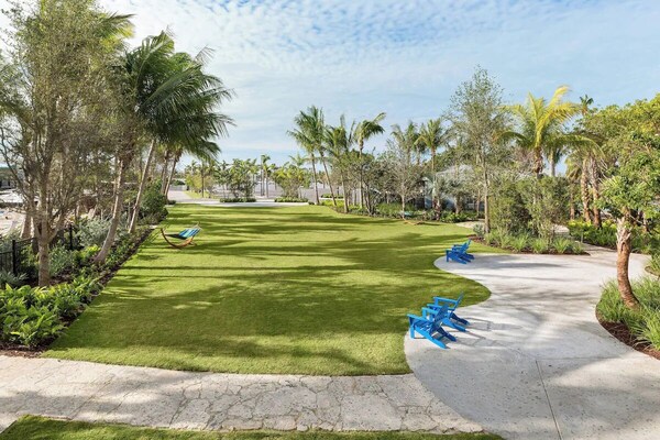 Newly Renovated Hotel W/ Outdoor Pool | Short Drive To Historic Old Town - Key West, FL