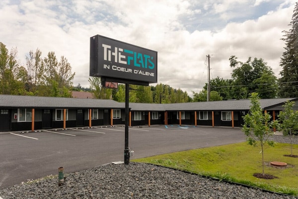 Modern Studio Suite  Steps From Food Trucks & 5 Min To Cda Lake - 코어 드얼린