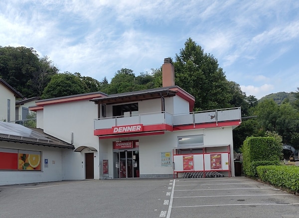 Ferienwohnung Caslano Für 1 - 6 Personen Mit 3 Schlafzimmern - Ferienwohnung In Ein- Oder Mehrfamili - Caslano