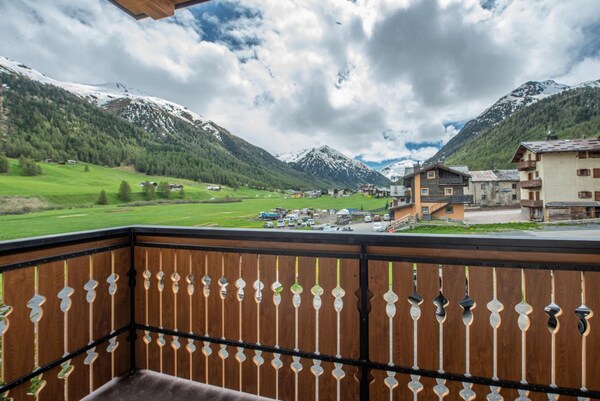 Come And Discover The Tranquility Of Chalet Pedrin! - Livigno