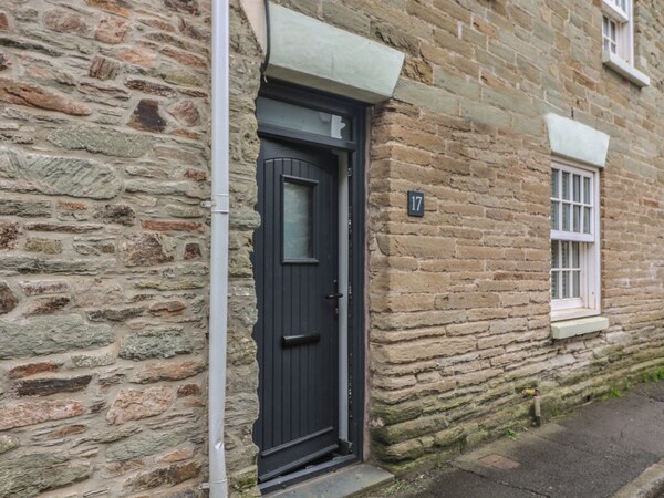 Quarter Deck, Pet Friendly, Country Holiday Cottage In Salcombe - Torcross
