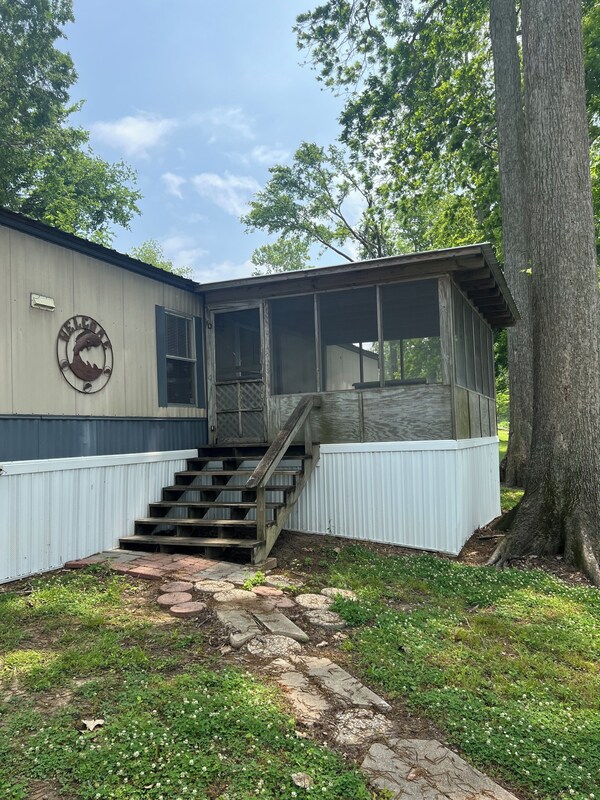 Eagle Lake Escape - Lakefront - Private Lot - 미시시피