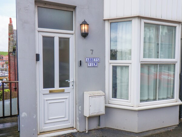 Abbey's View, Pet Friendly, Country Holiday Cottage In Whitby - Sandsend