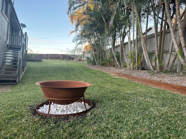 Turtle Lane, Steps To The Beach, Pet-friendly, Family Beach House. - Red Rock