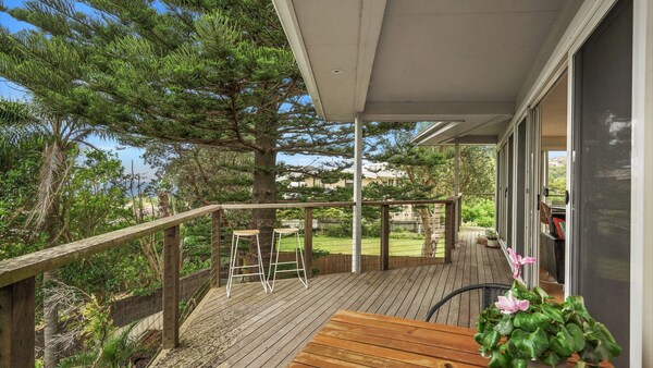 Sea Breeze - Bateau Bay