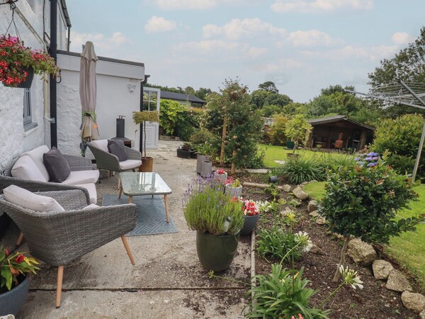 Bumblebee Cottage, Pet Friendly, With Open Fire In Luxulyan - St Austell