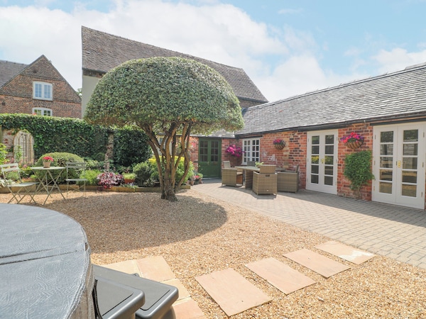 The Creamery, Family Friendly, Luxury Holiday Cottage In Alrewas - Staffordshire