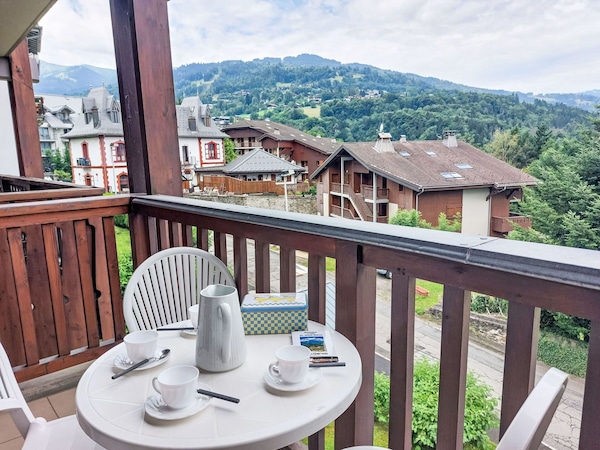 Bellissimo Appartamento Per 4 Persone Con Wifi, Tv, Balcone E Parcheggio - Passy