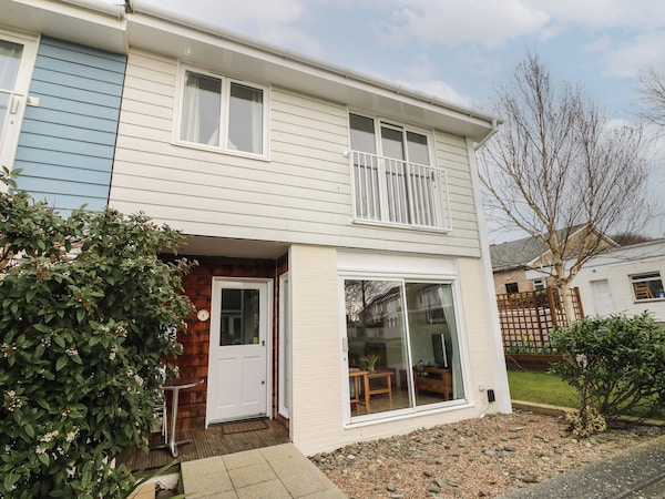 Whitfield P7, Family Friendly, Country Holiday Cottage In Yarmouth - Lymington