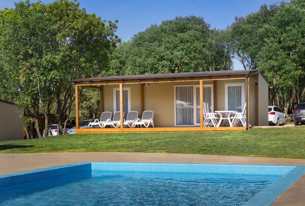 Holiday House With Air Conditioning, Outdoor Pool, Wellness Facilities And Sports & Entertainment Programs - Rovinj