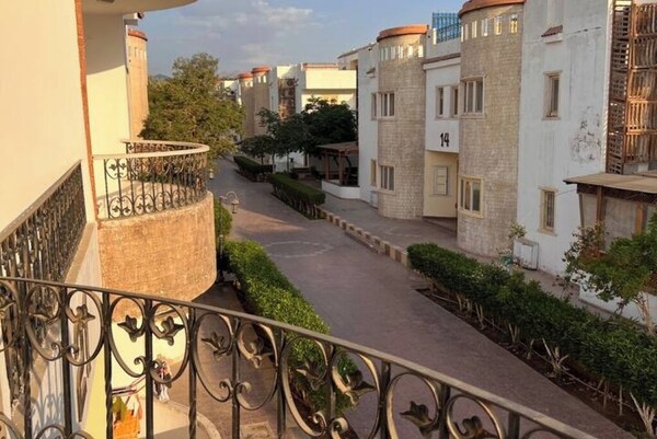 Amazing 2-bed Private Apartment With Shared Pools - Sharm El-Sheikh