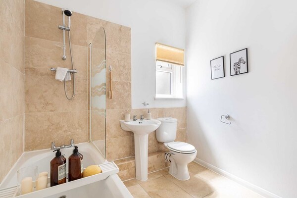 Host & Stay | High Street - Staithes