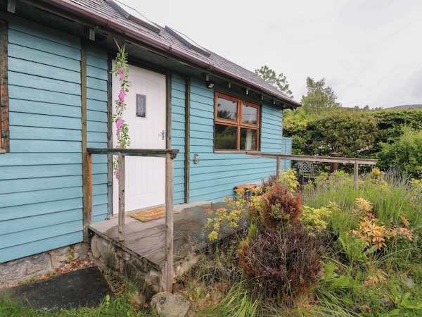 Garden Lodge, Romantic, With A Garden In Bridge Of Tilt - Blair Atholl