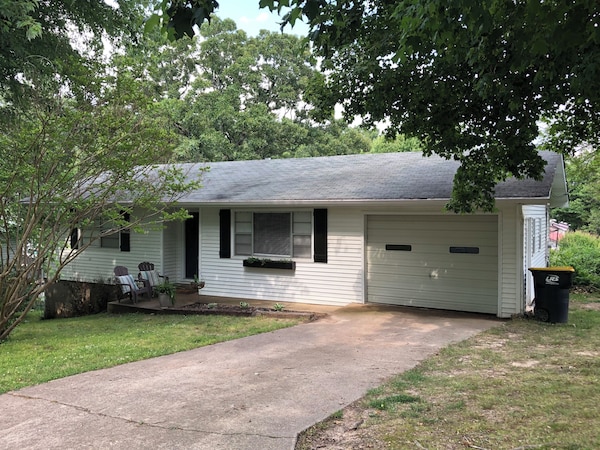 White Oak Cottage - Harrison, AR