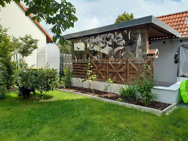 Chestnut Apartment (90sqm) With Beautiful Garden - Schwabach