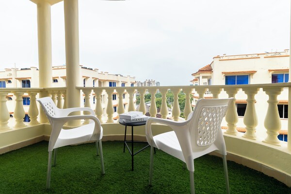 Classic 2-bedroom Apartment In Mombasa With Seaview - Mombasa