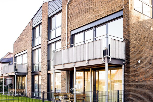 Deichhausener Str. 2 - Apartment Flut In Büsum <Br>for 4 Persons + Dog - Schleswig-Holstein