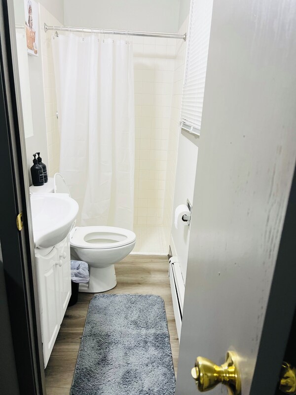 Charming 3-bedroom House With Wifi And Ac In Serene West Fargo - Red River Zoo, Fargo