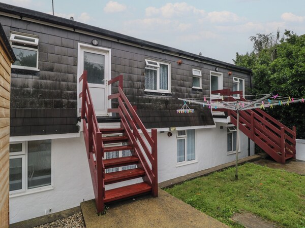 Flat 4, Big Tree Holiday Flats, Family Friendly In Paignton - Paignton