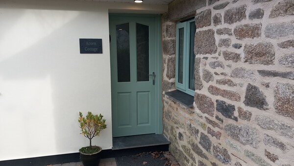Acorn Cottage  Within Easy Reach Of West Cornwall And The Lizard Peninsular. - Praa Sands