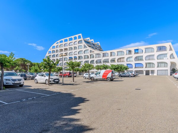 Le Suffren By Interhome - Aigues-Mortes