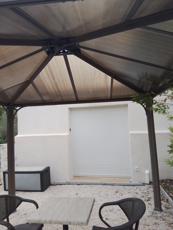 Small Cottage With Large Terrace Absolute Peace And Quiet - Aix-en-Provence
