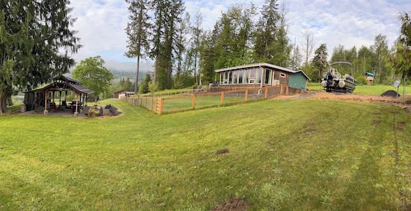 Cabin Has 2 King Beds But Room For 6 To 8 With Your Cots Or Air Mattresses. \N\n\n - Riffe Lake, Mossyrock