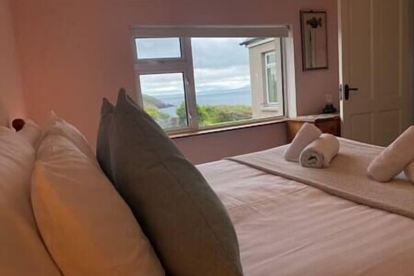 Kilmurry Cottage - Superb Views - County Kerry