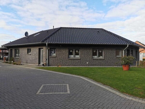 Fewo "Am Dock" - Appartement/fewo, Bad, Wc, 2 Schlafräume - Apen
