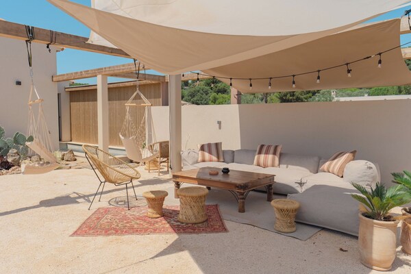 Air-conditioned Villa, Superb Sea And Island Views, 4 Bedrooms, Small Pool - Giens