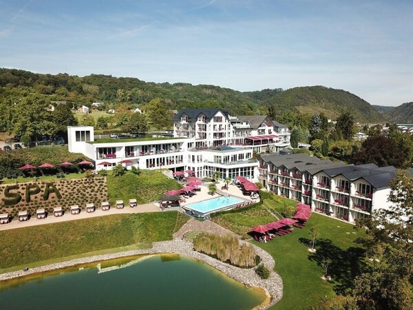 Junior Suite-halbpension Non Refundable Bi - 2p - Moselstern Parkhotel Krähennest - Boppard