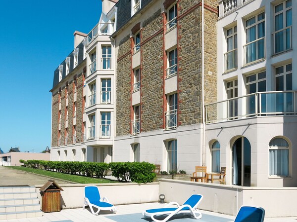 Reine Marine- T2 Sud By Interhome - Grande Plage du Sillon
