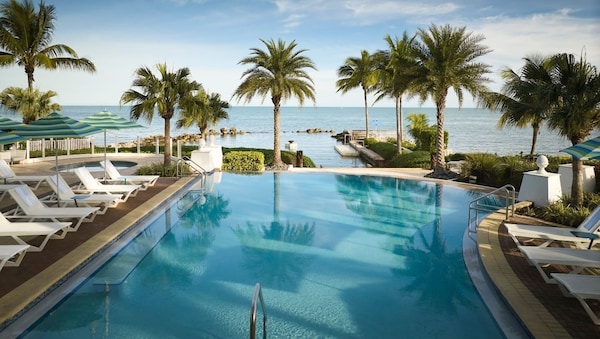 Florida Keys Water Front Getaway | Near Historic Seven Miles Bridge - Sombrero Beach, Marathon